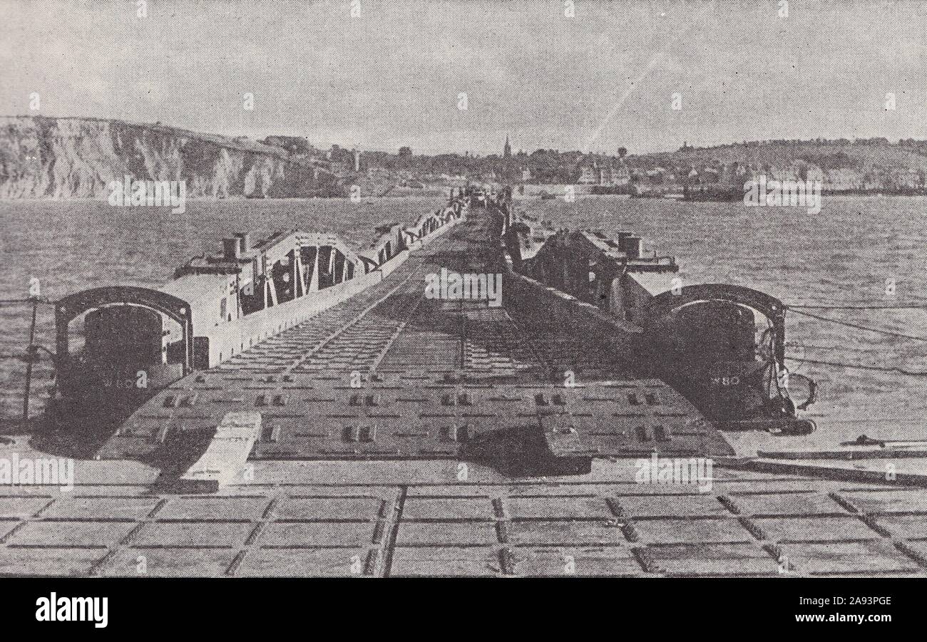 Mulberry harbour ww2 hi-res stock photography and images - Alamy