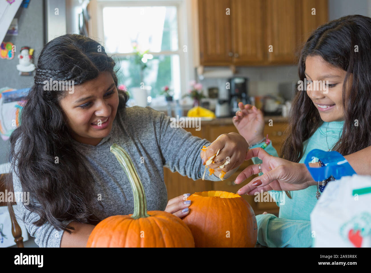 Child autism drawing hi-res stock photography and images - Alamy