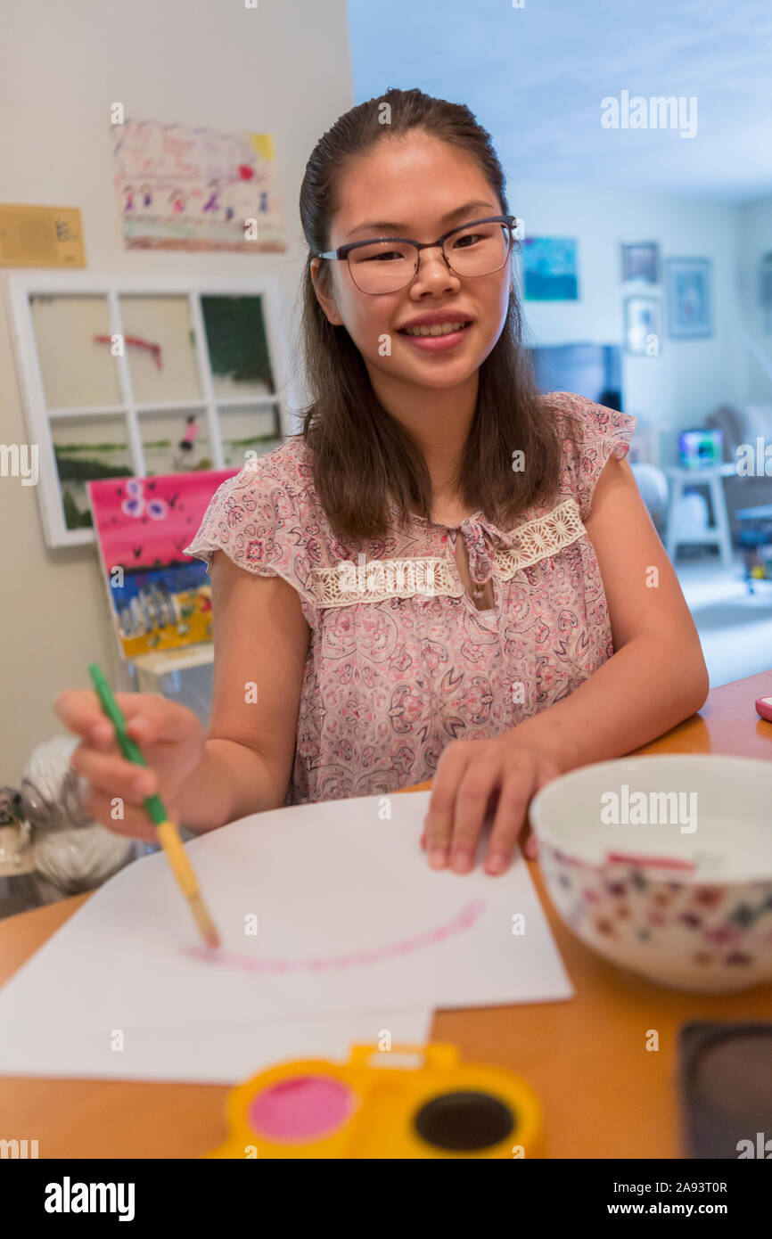 Smile creativity hi-res stock photography and images - Alamy