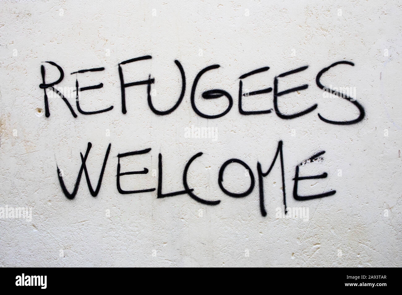 Graffiti on welcome sign in hi-res stock photography and images - Alamy