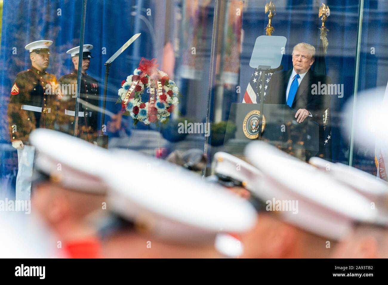 Bulletproof Glass High Resolution Stock Photography and Images - Alamy