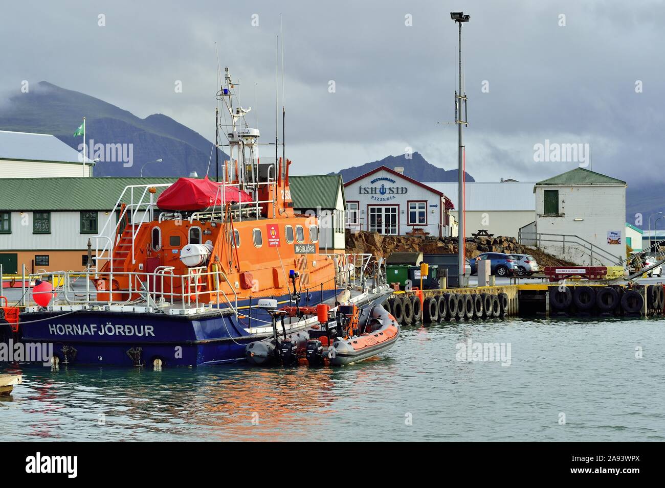 Harbor areas hi-res stock photography and images - Alamy