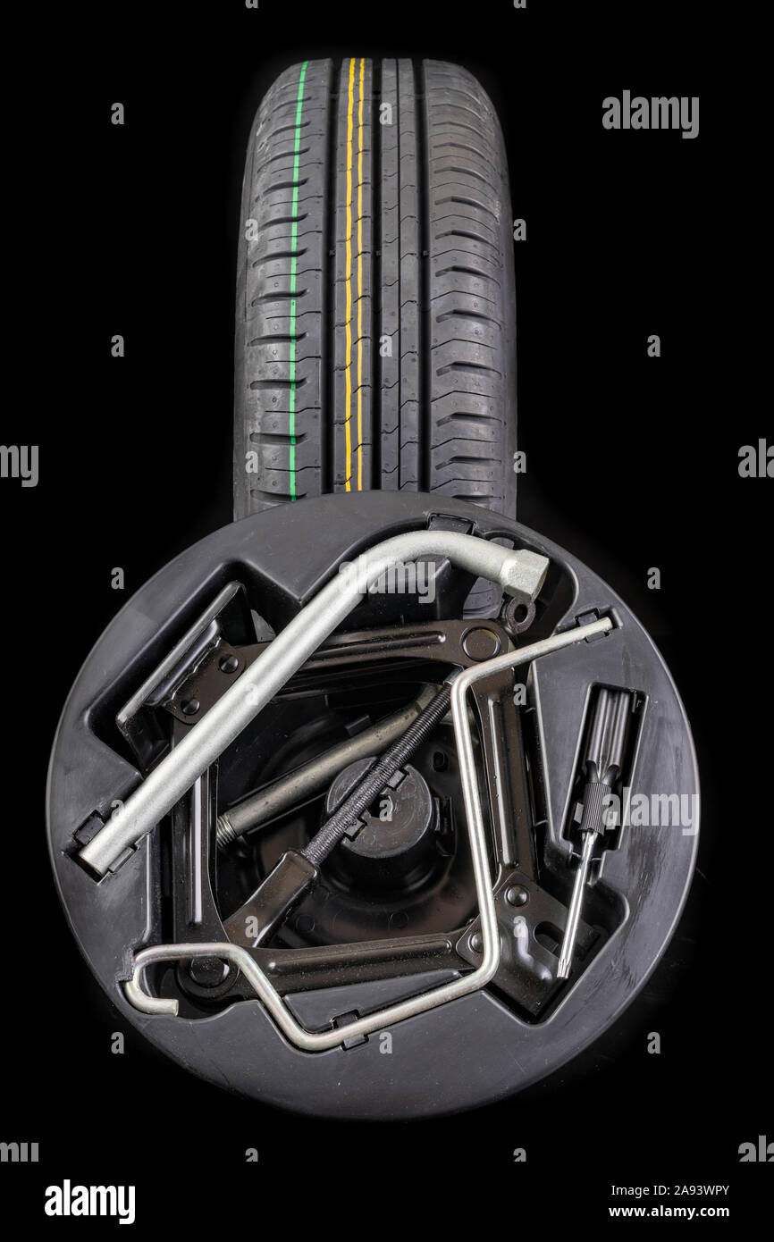 Spare wheel with a set of keys. Spare wheel replacement accessories for ...