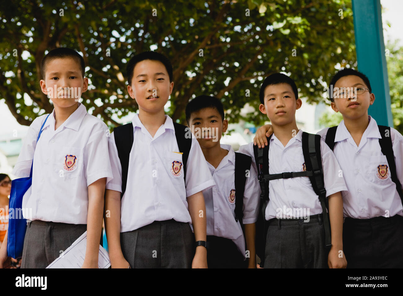Group of schoolboys hi-res stock photography and images - Alamy