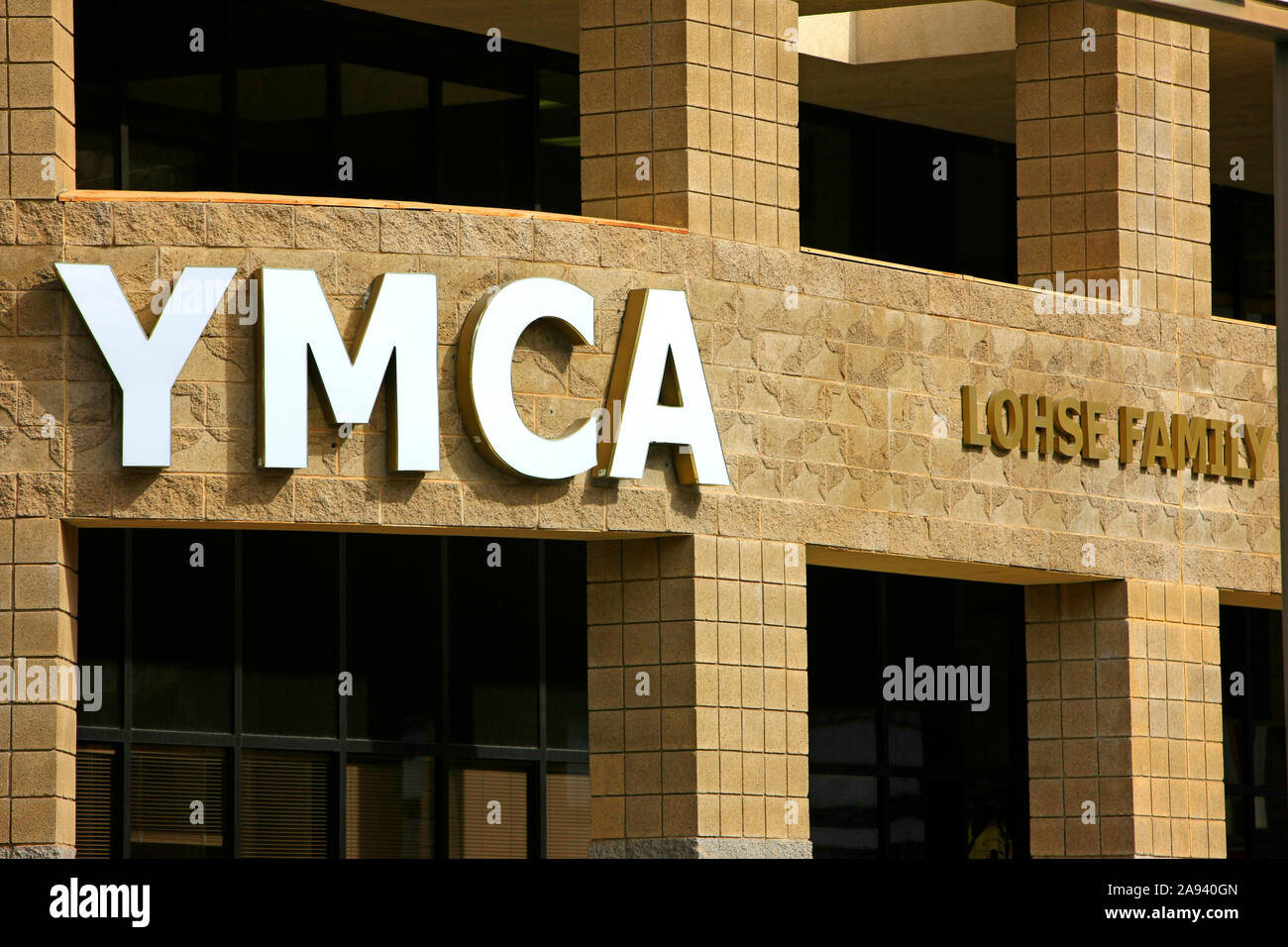 Exterior Of Ymca High Resolution Stock Photography and Images - Alamy