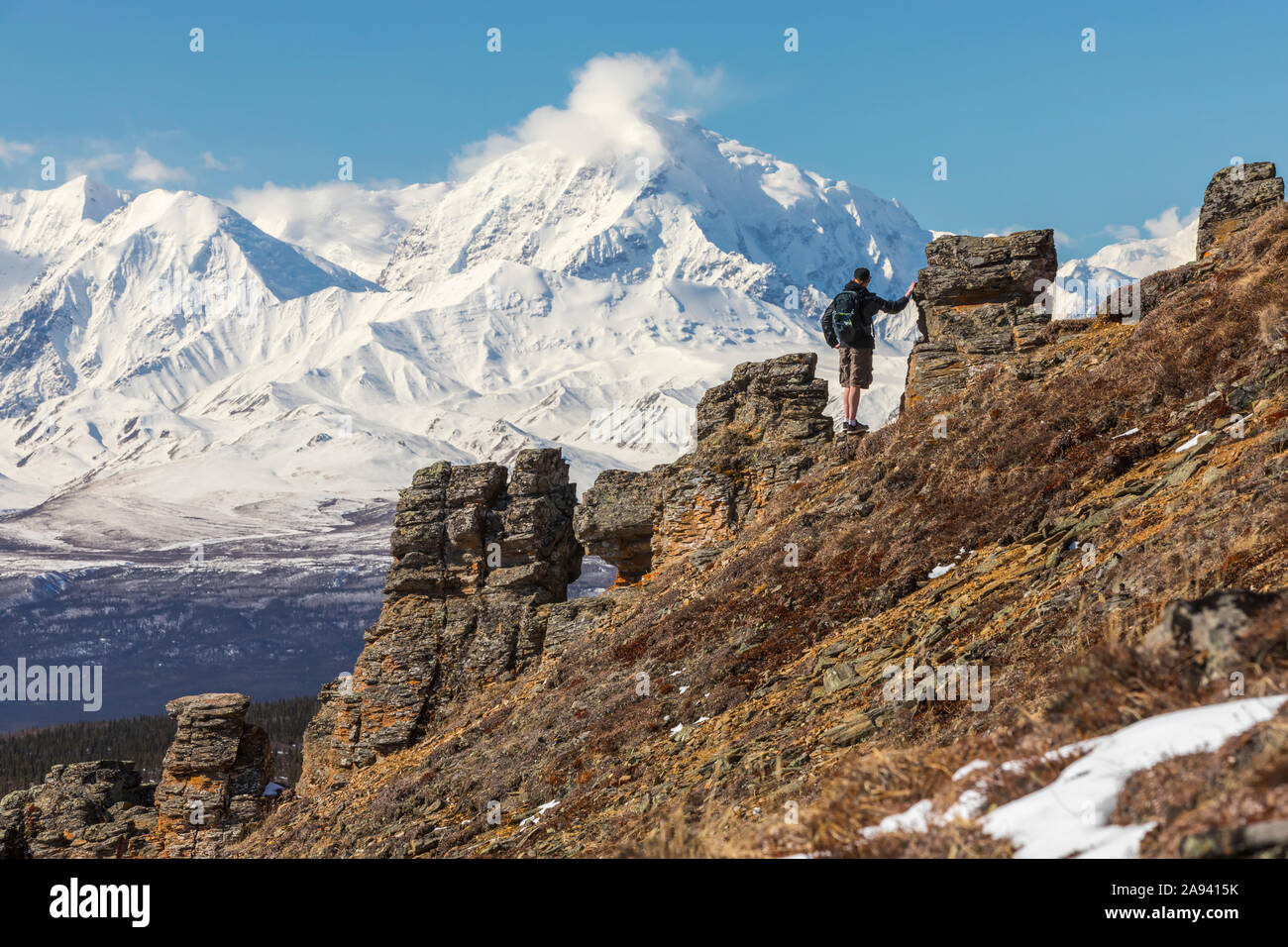 Alaska climbing hi-res stock photography and images - Alamy