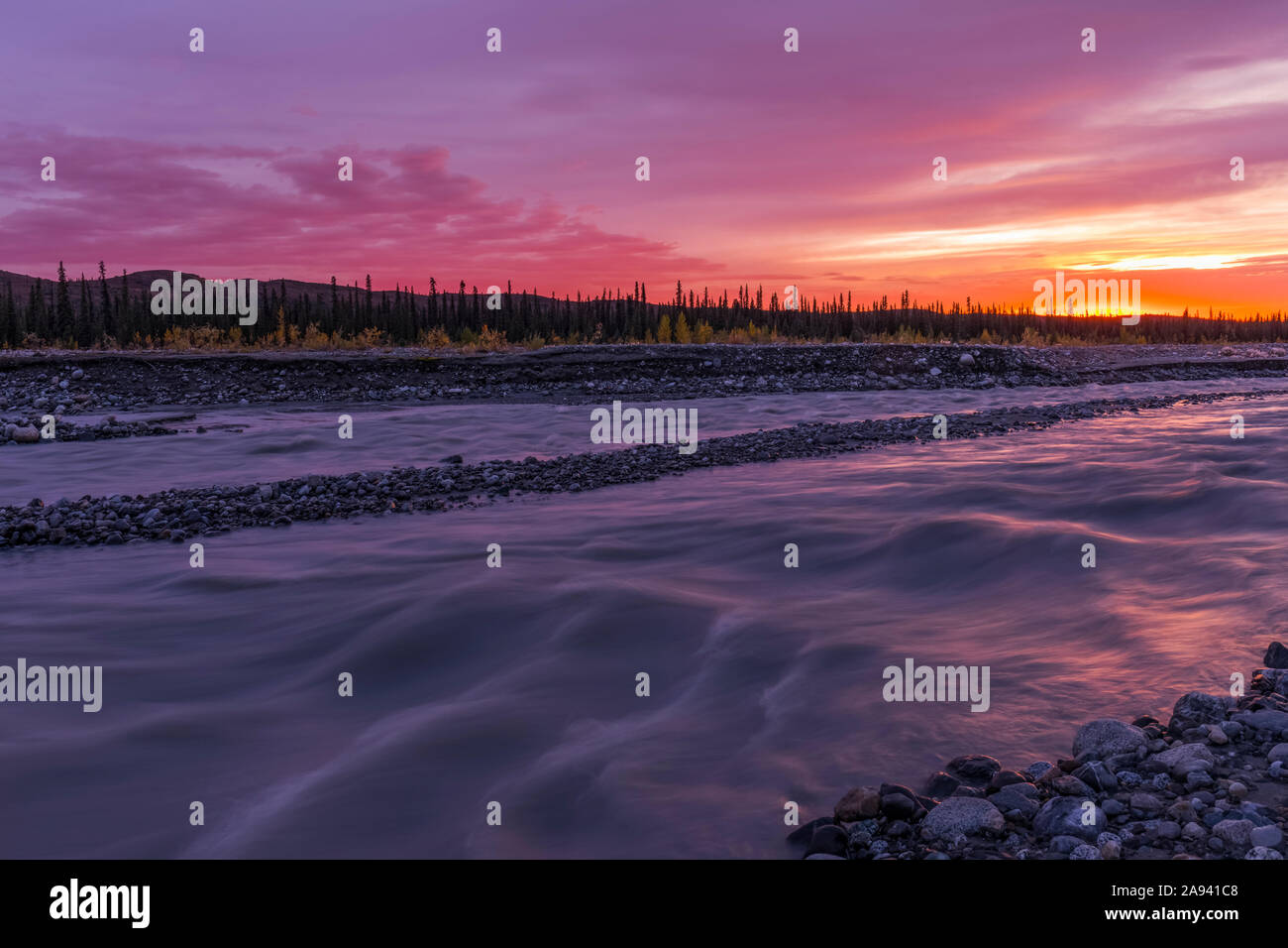 Muddy river hi-res stock photography and images - Alamy