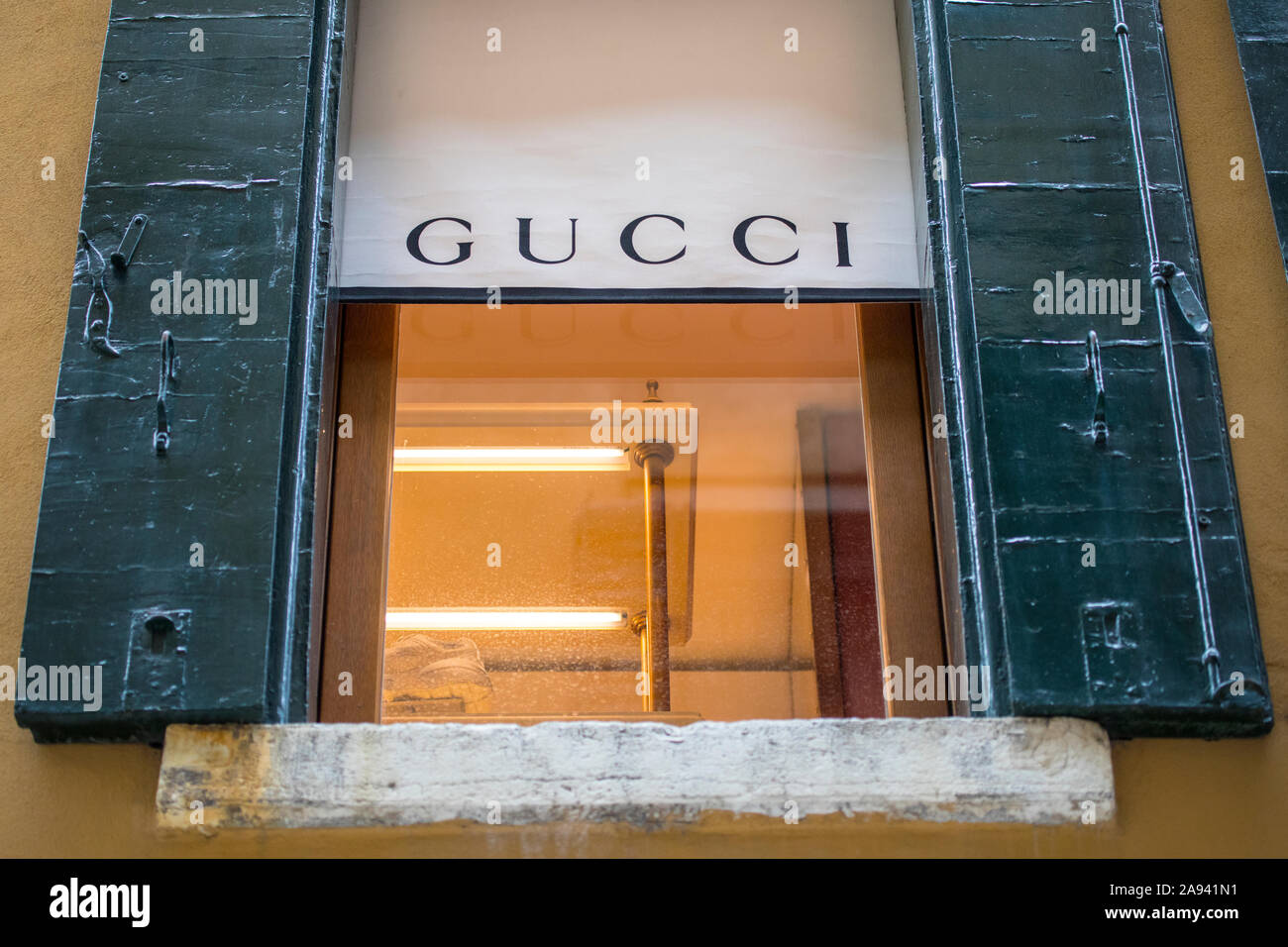 Gucci Shop Front Logo Sign High Resolution Stock Photography and Images ...