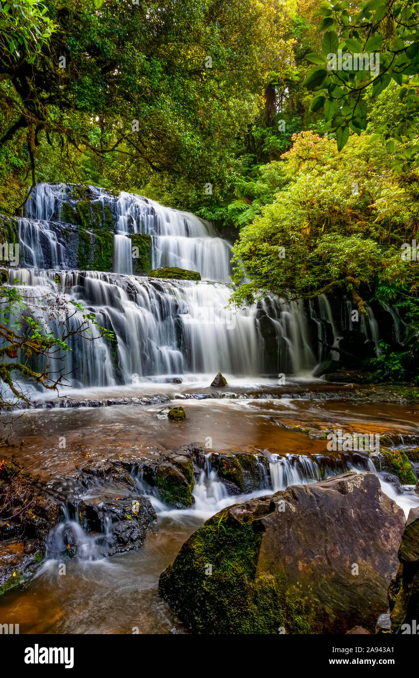 Purakaunui waterfall hi-res stock photography and images - Alamy