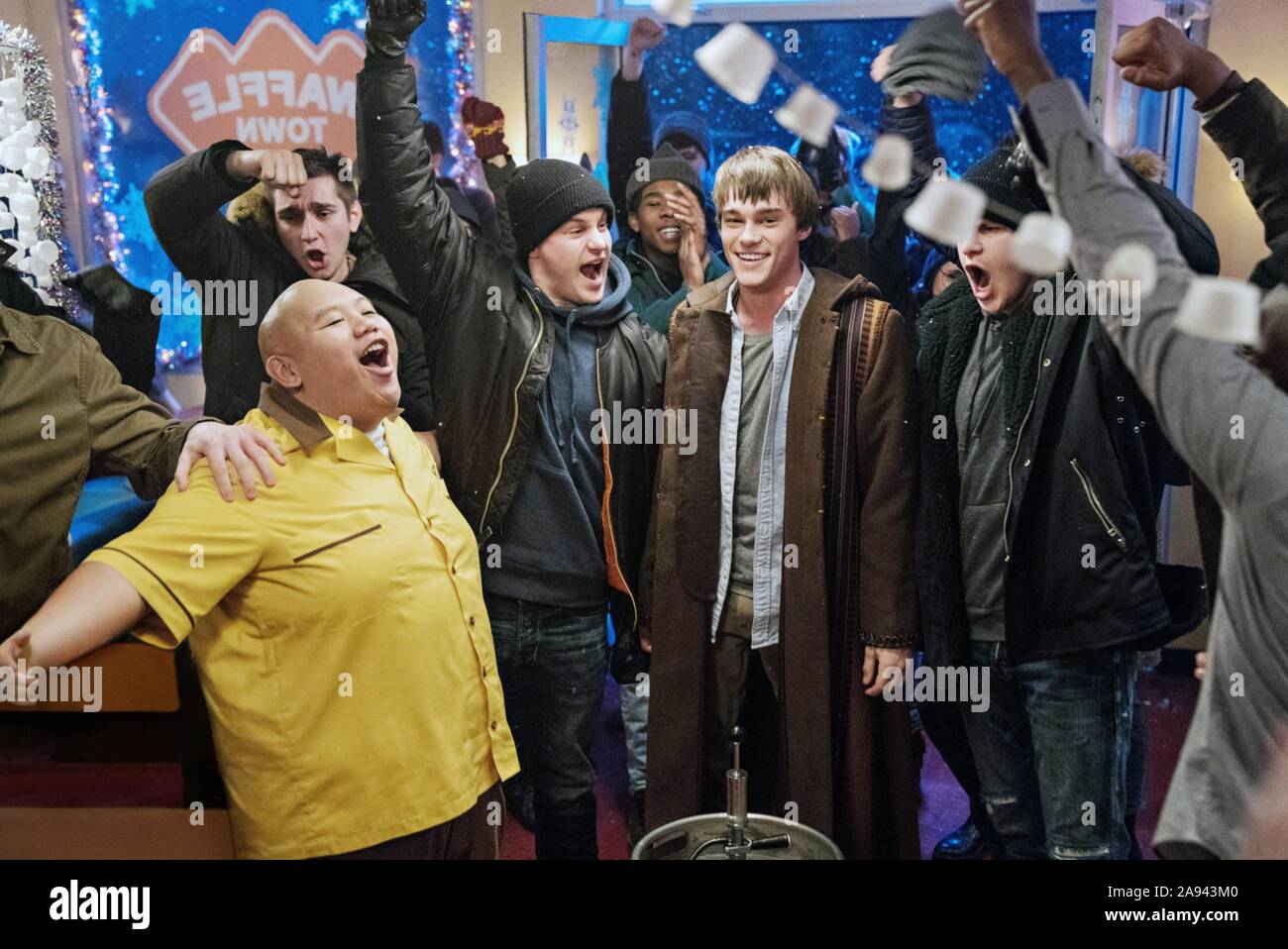 LET IT SNOW, from left: Jacob Batalon, Jon Champagne, Mitchell Hope ...