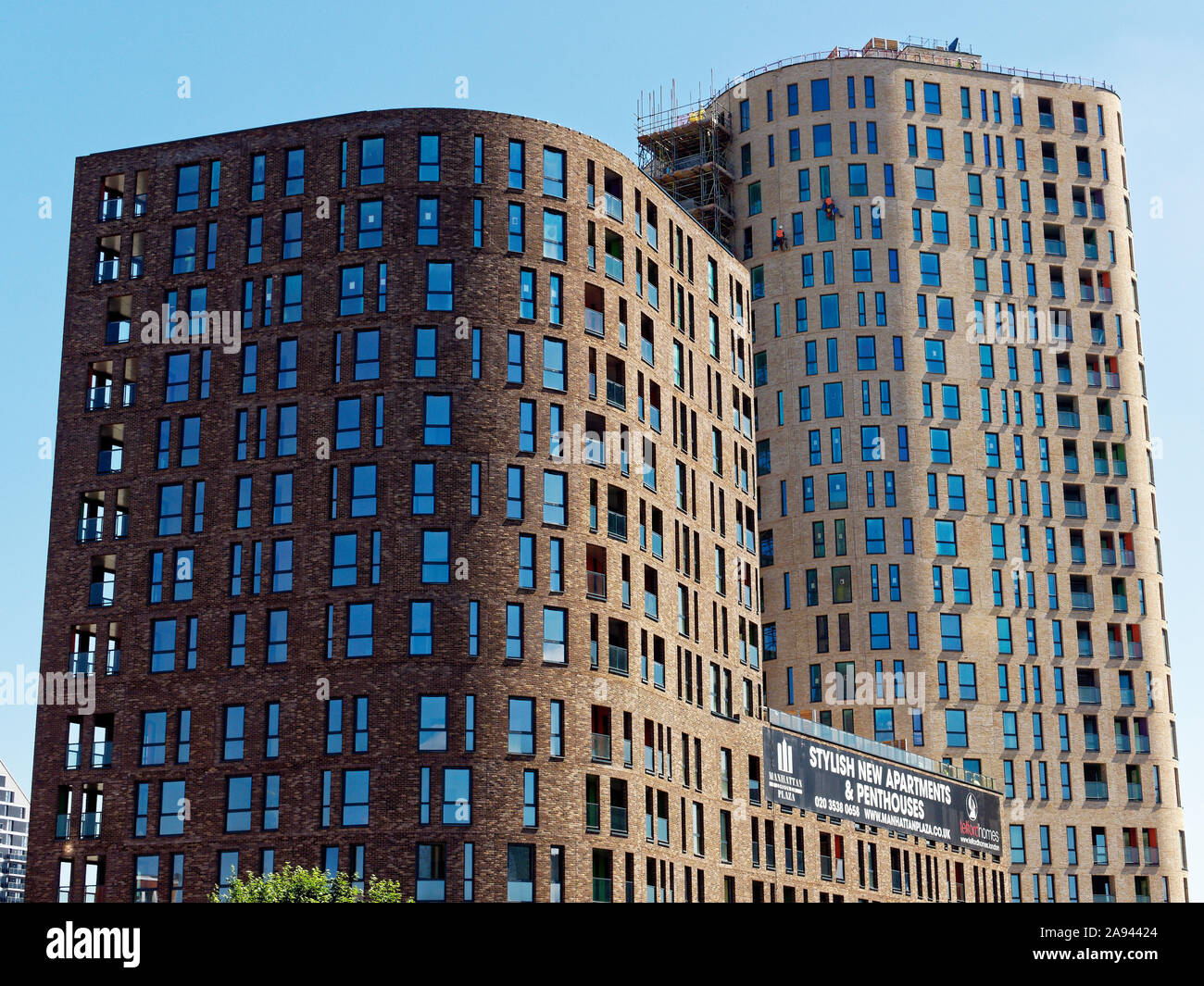 Residential block Manhattan Plaza under construction in Poplar, East ...