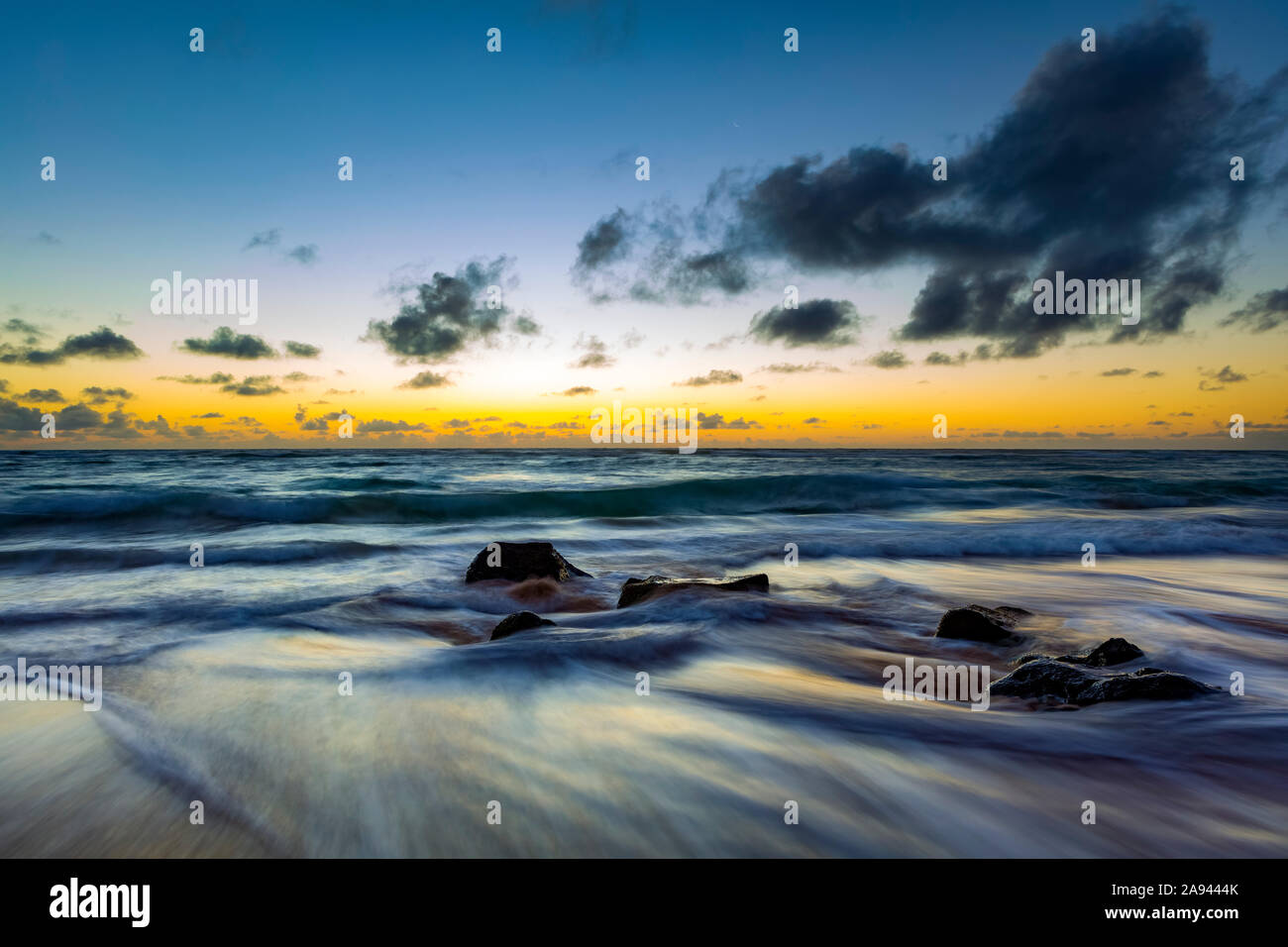 Golden kauai hi-res stock photography and images - Alamy