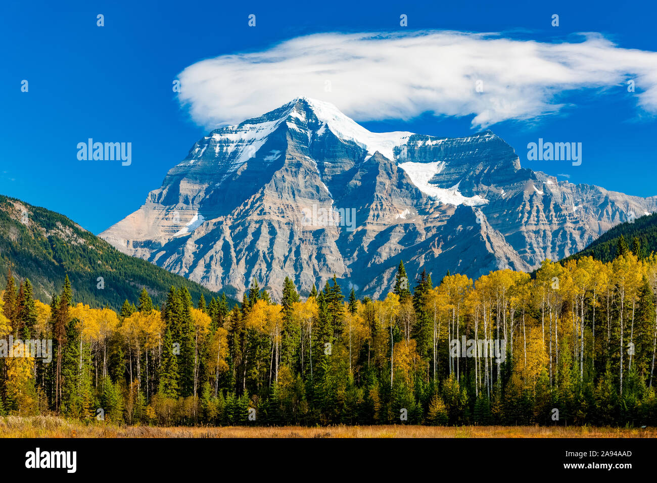 Mount robson provincial park hi-res stock photography and images - Alamy