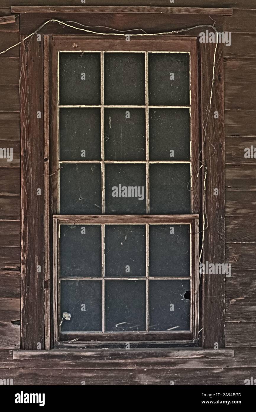 An old window Stock Photo - Alamy