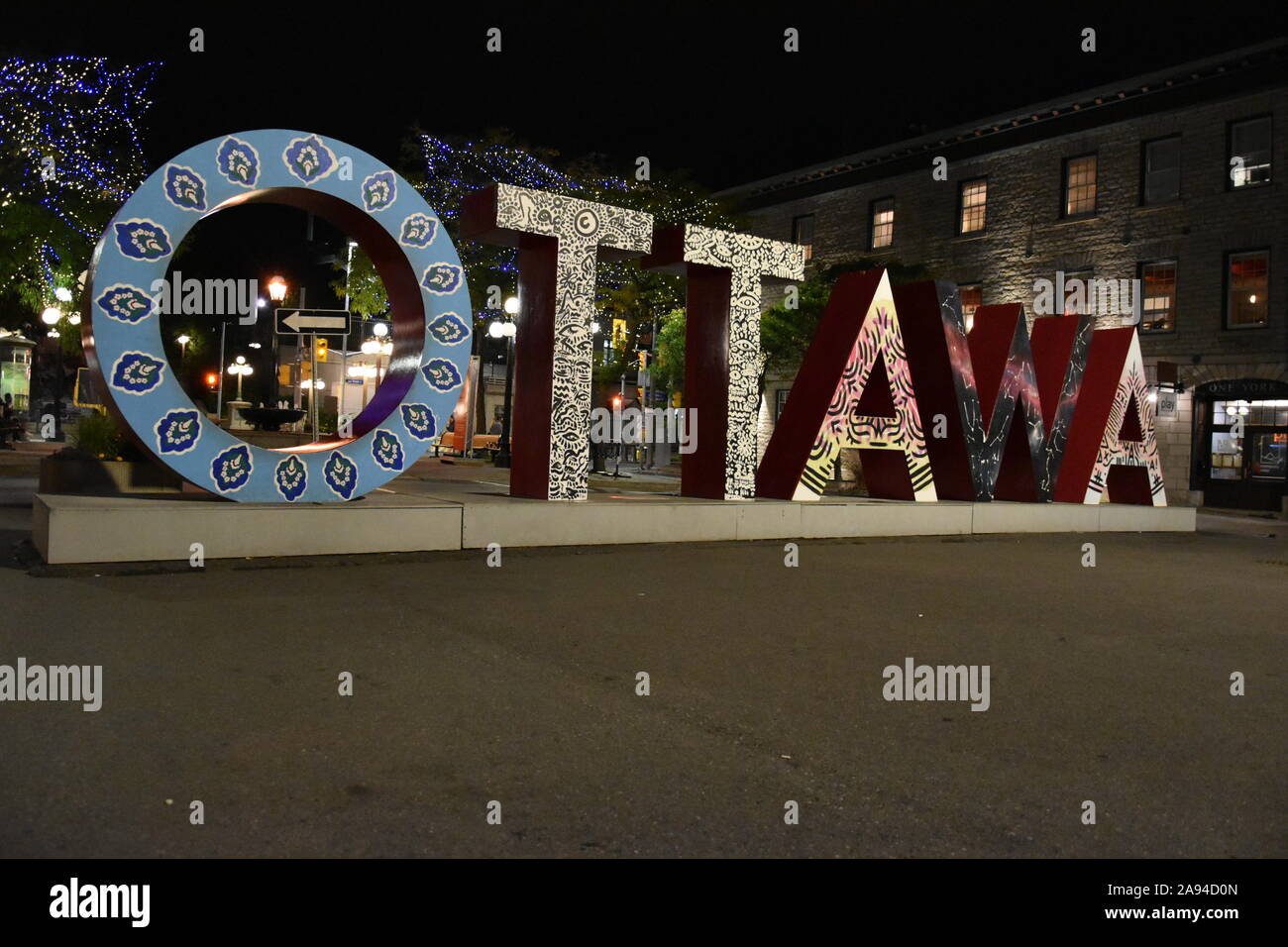 The iconic Ottawa sign near Byward Market, Ottawa, Ontario, Canada ...