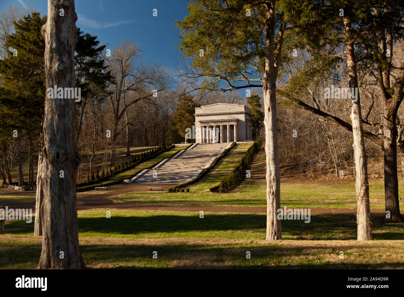 The monument building housing the Abraham Lincoln birth cabin at the ...