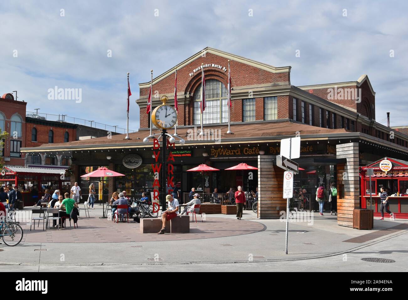 Marche byward hi-res stock photography and images - Alamy