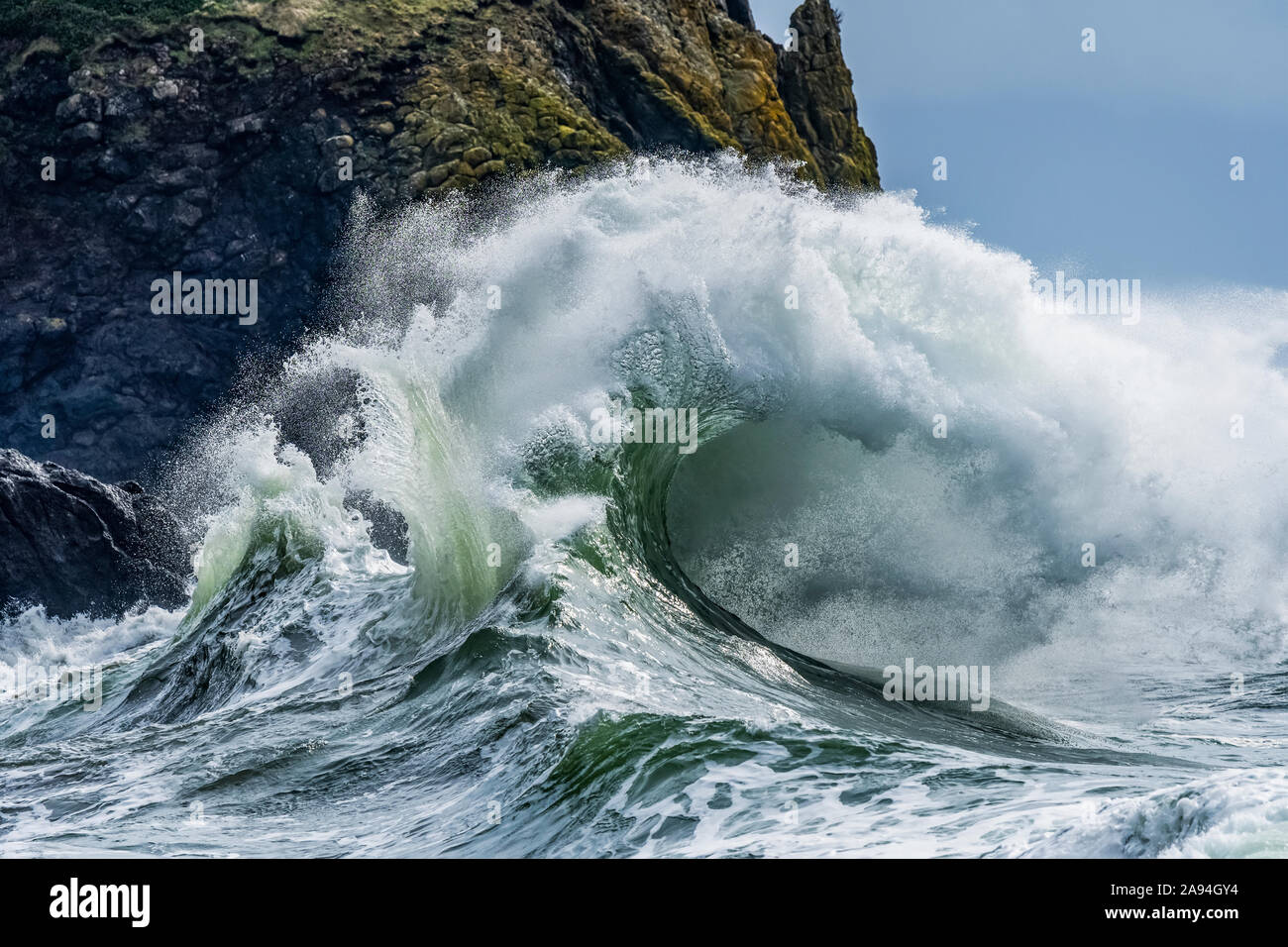 High surf arrives on the Washington coast during an October storm ...