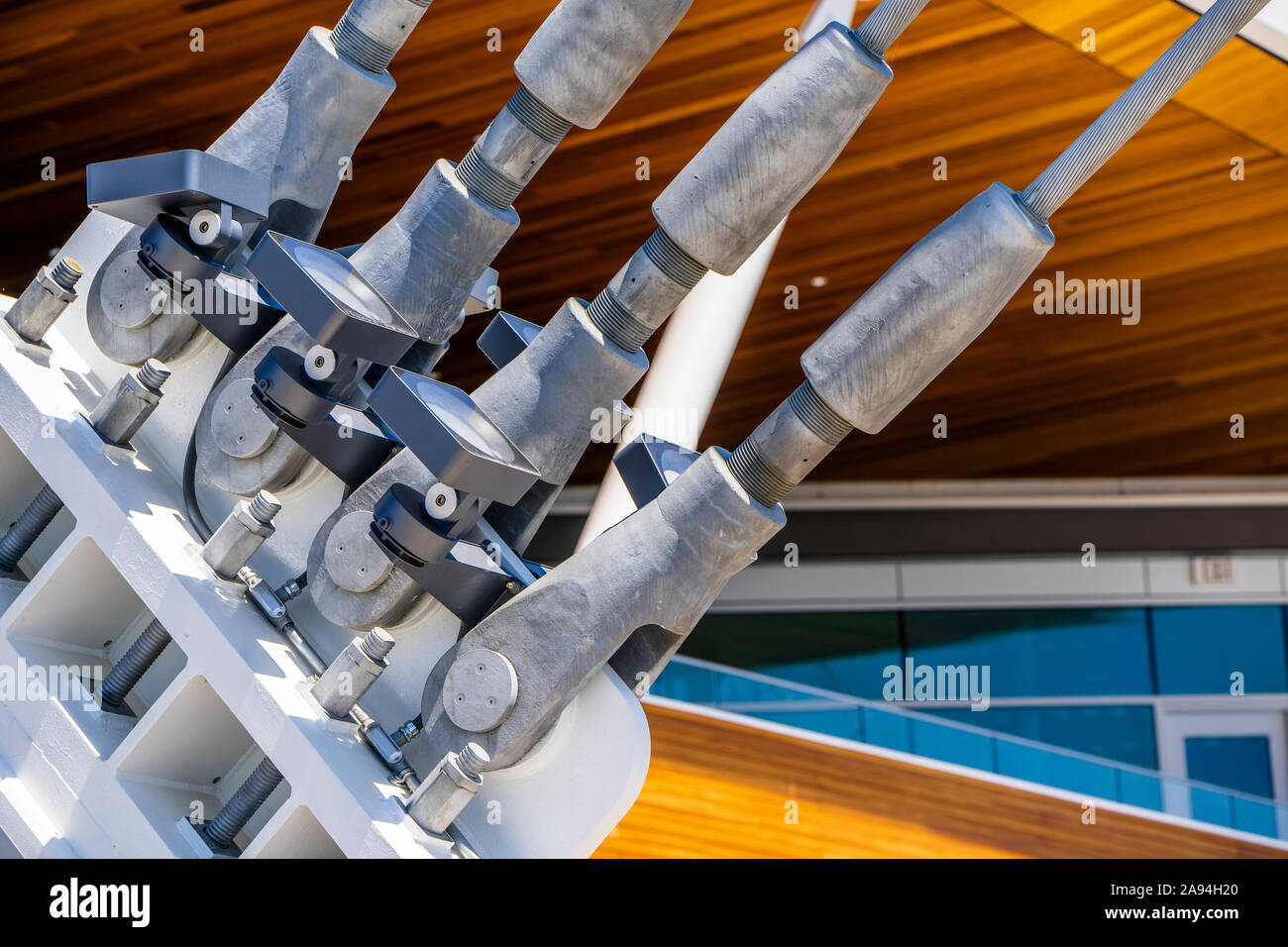 Powerful mounting and tensioning mechanism for the footbridge with ...