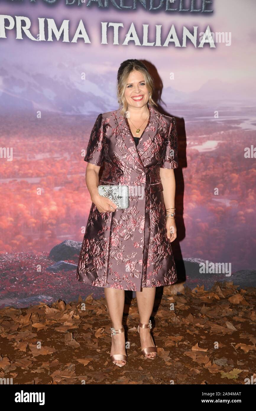 Jennifer lee frozen hi-res stock photography and images - Alamy