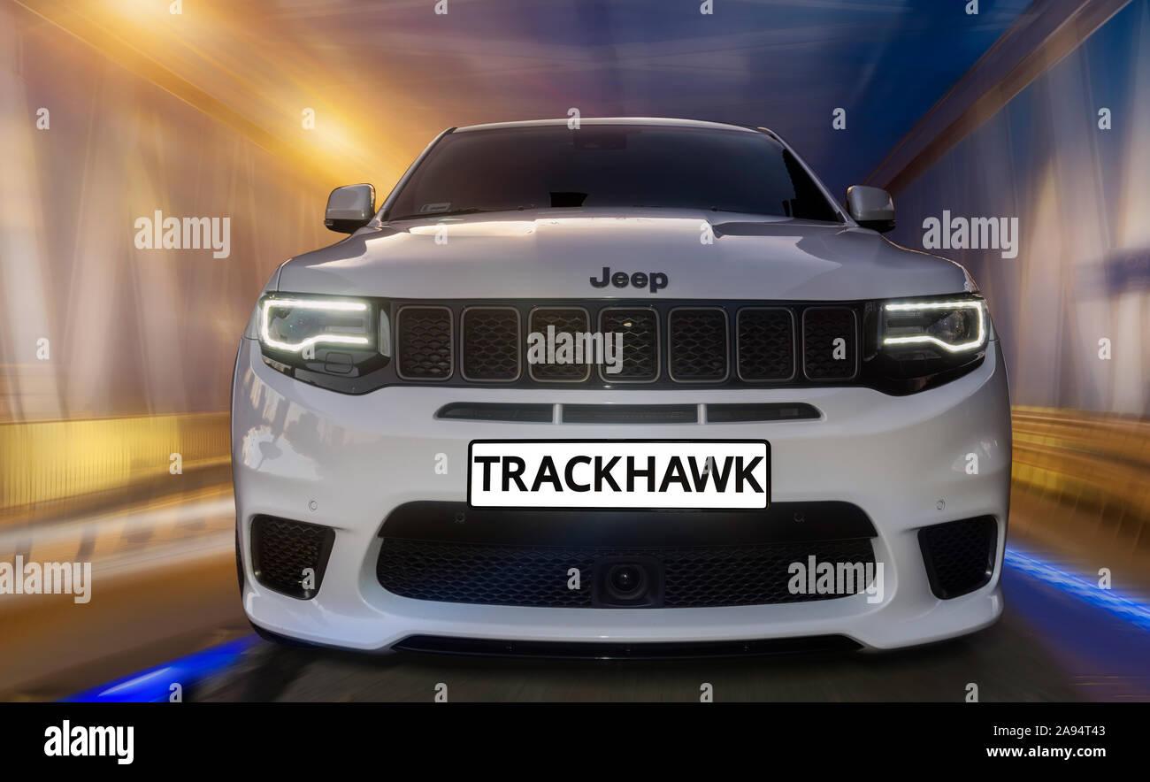 Jeep Grand Cherokee Supercharged Trackhawk - Mixed media.Warszawa ...