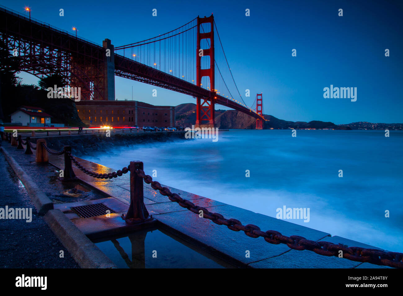 The World-wide famous Suspension bridge - Golden Gate Bridge in San ...