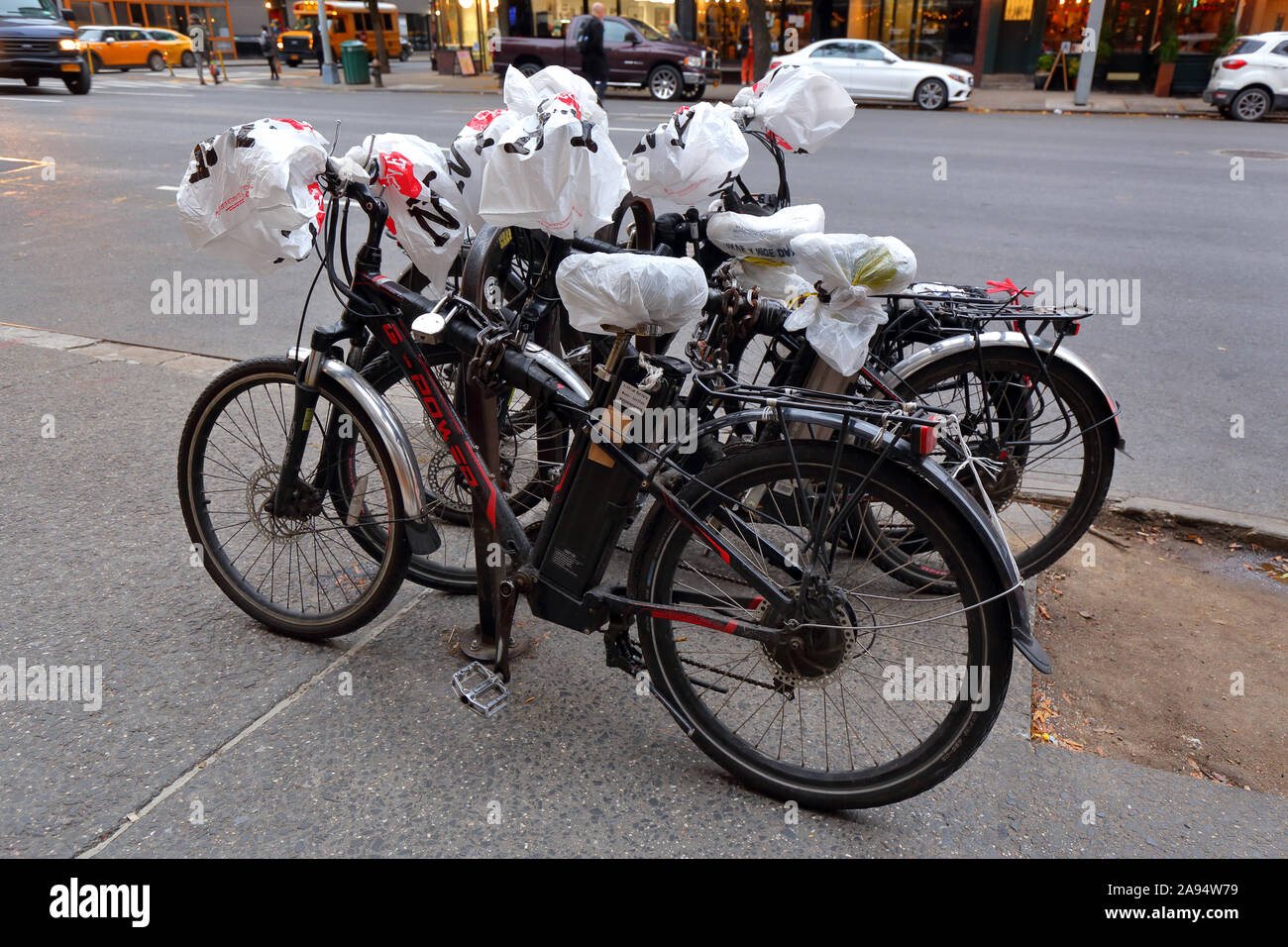 Delivery bikes hi-res stock photography and images - Alamy