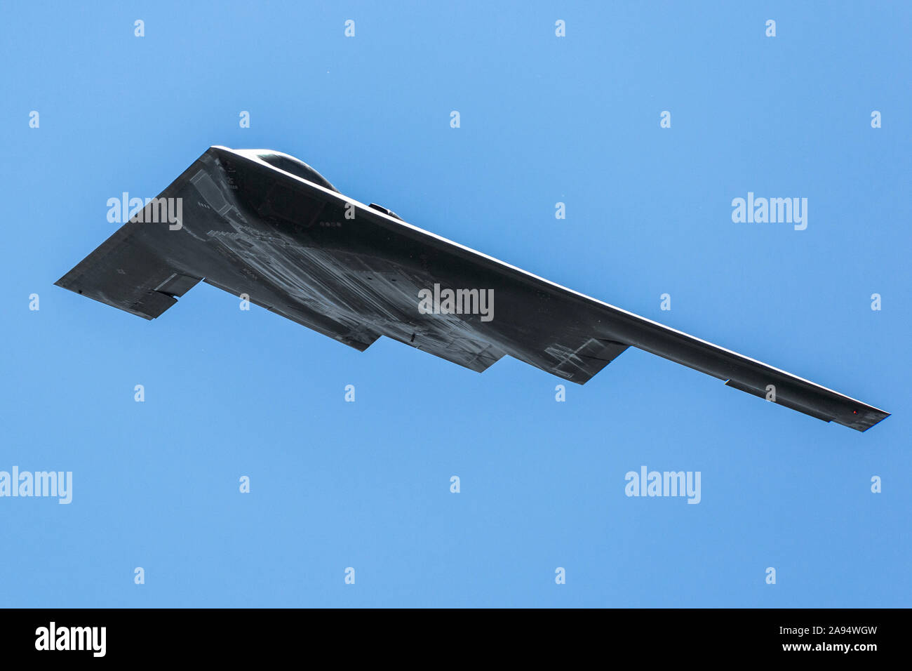 B2 stealth bomber hi-res stock photography and images - Alamy
