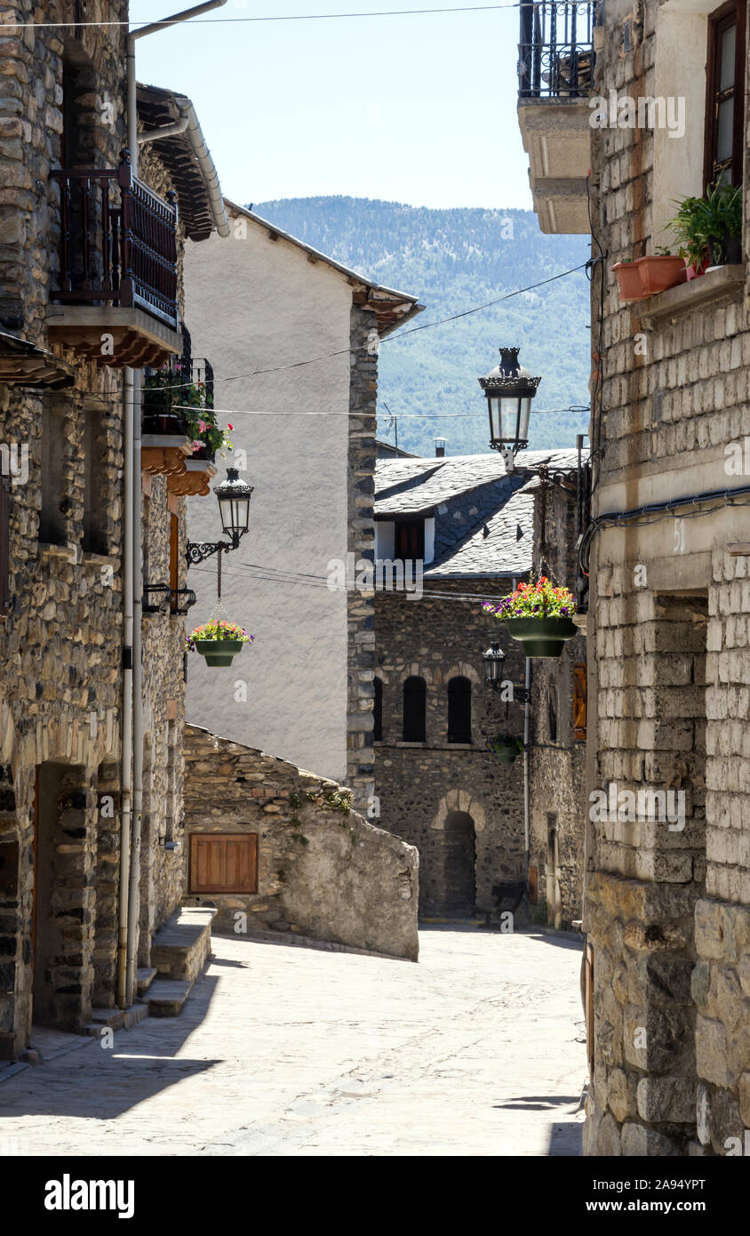 Benasque town hi-res stock photography and images - Alamy