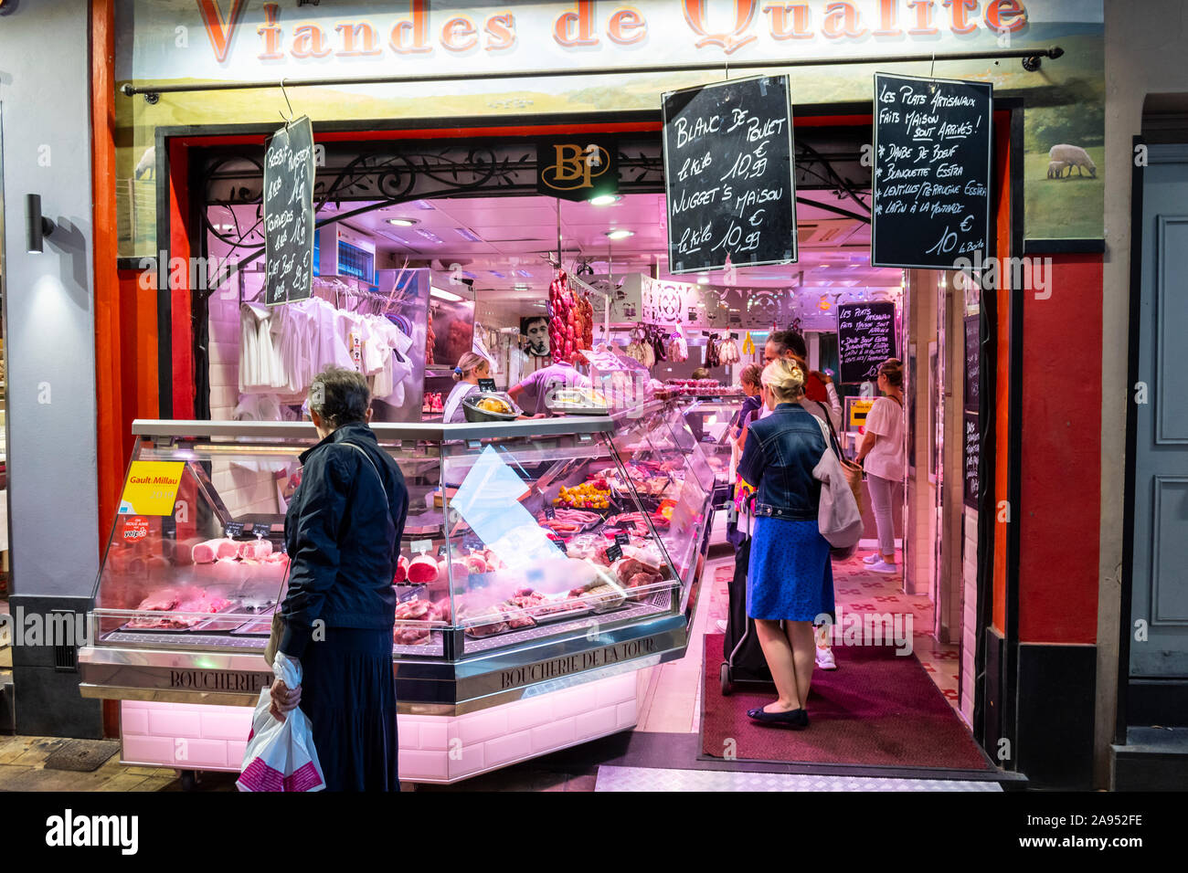Old butcher shop hi-res stock photography and images - Alamy