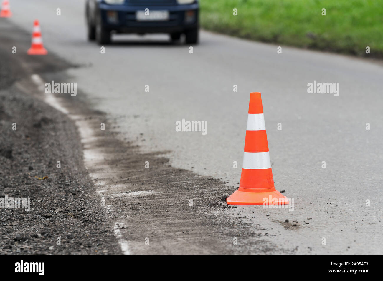 Driving temporarily hi-res stock photography and images - Alamy