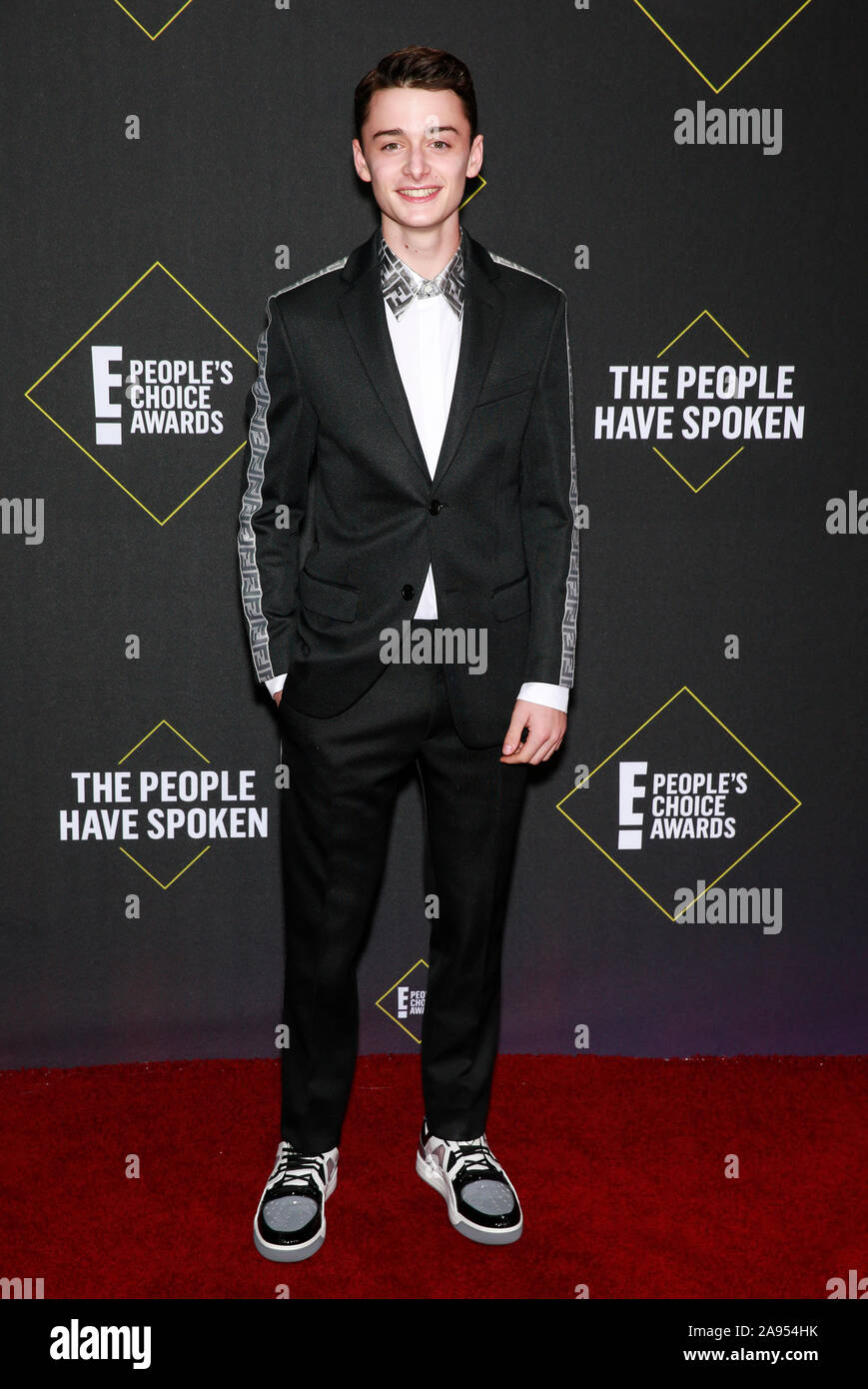 Noah schnapp hi-res stock photography and images - Alamy