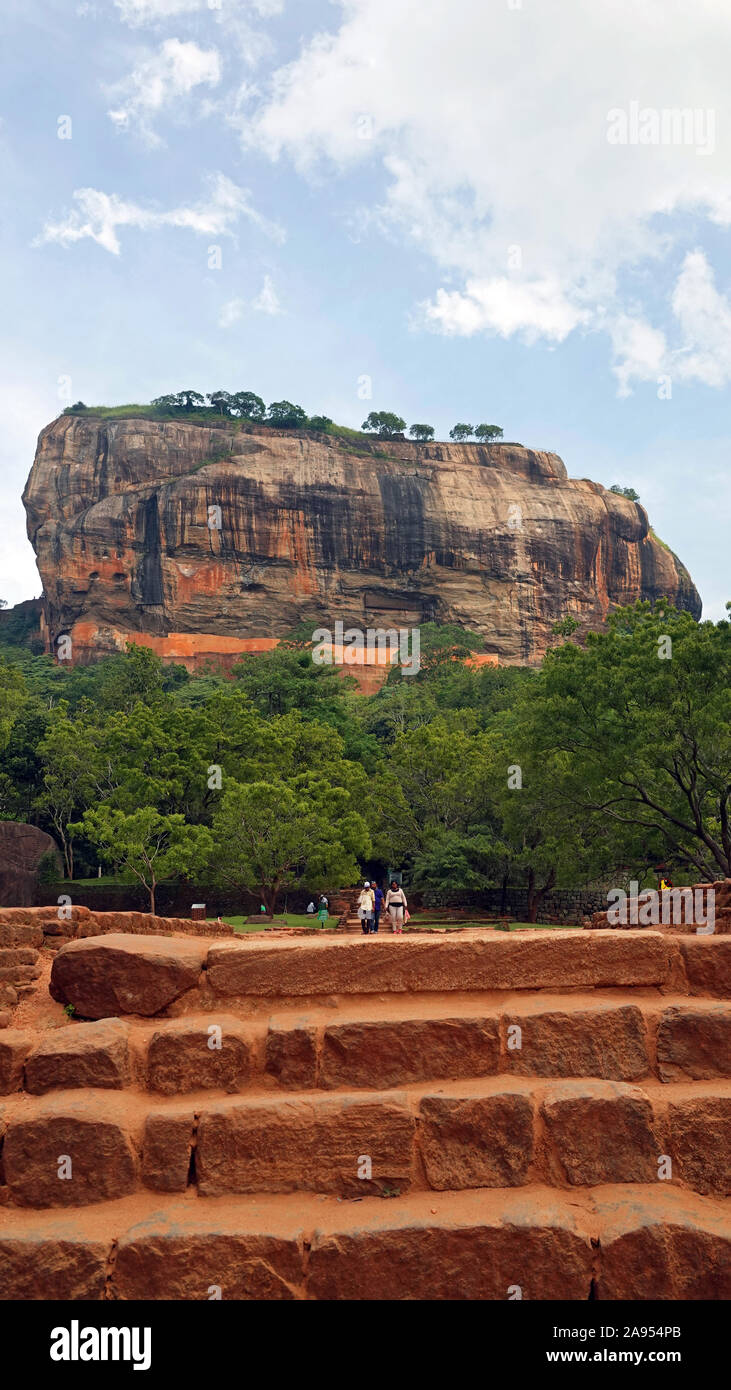 The rock triangle hi-res stock photography and images - Alamy