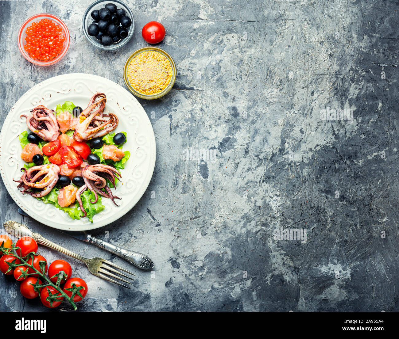 Thai squid appetizer calamari hi-res stock photography and images - Alamy