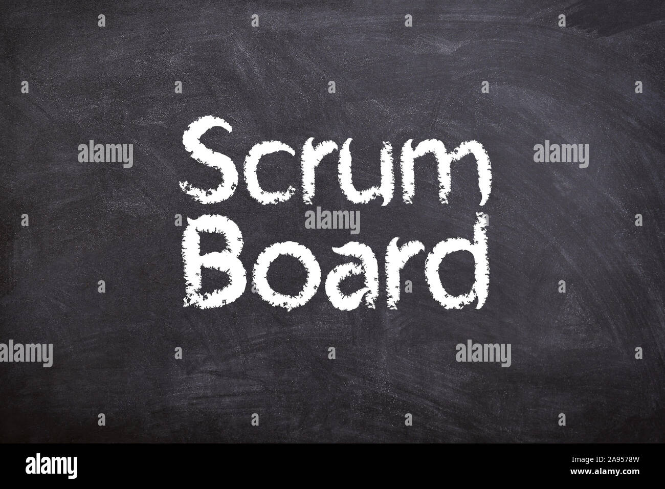 Scrum Board - Schrift/font- Kreide/chalk -Tafel/board Stock Photo - Alamy