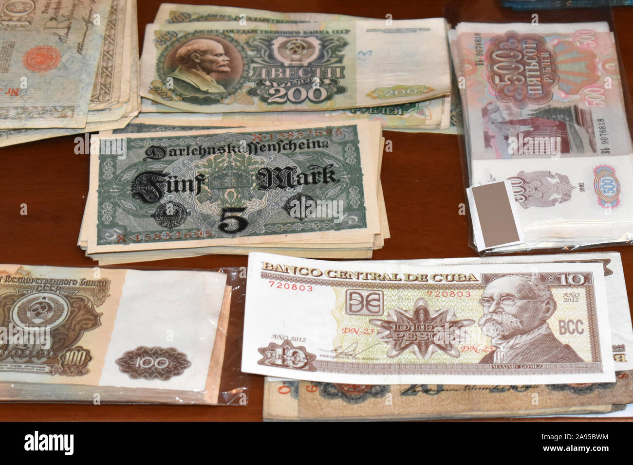 Vintage german bank note hi-res stock photography and images - Alamy