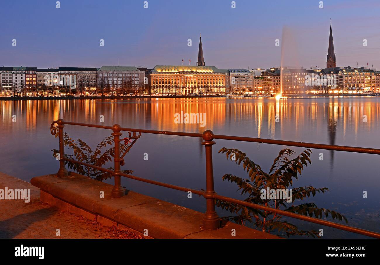 Inner Alster Lake with Alster fountain at the blue hour, Hamburg ...