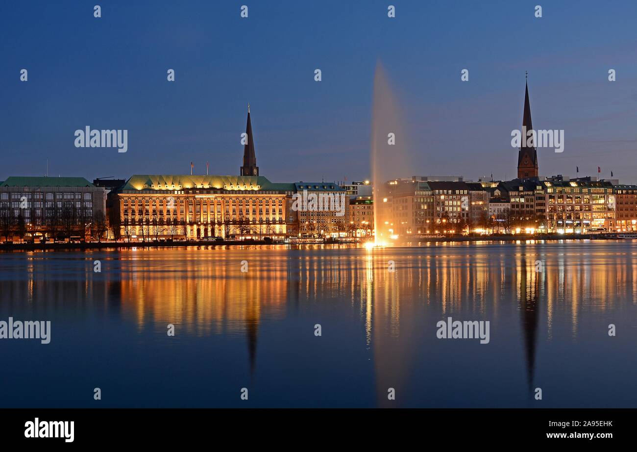 Inner Alster Lake with Alster fountain at the blue hour, Hamburg ...