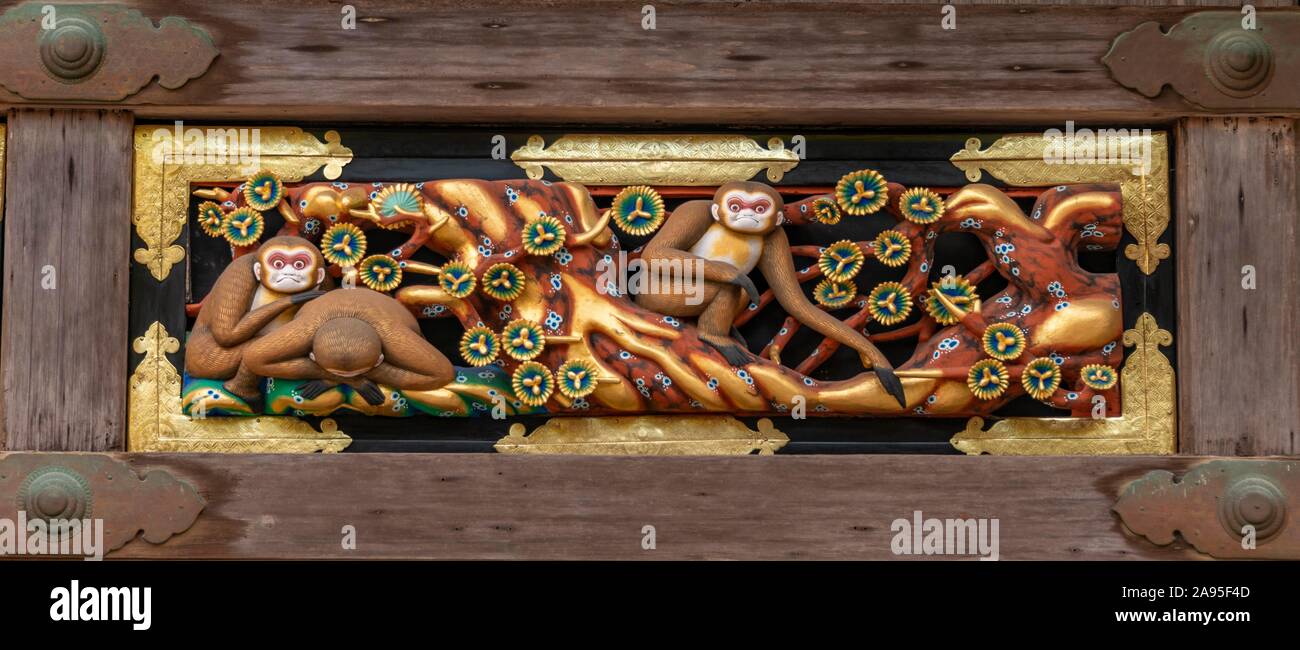 Carving of the three monkeys on the facade of the holy stable, Nikko ...