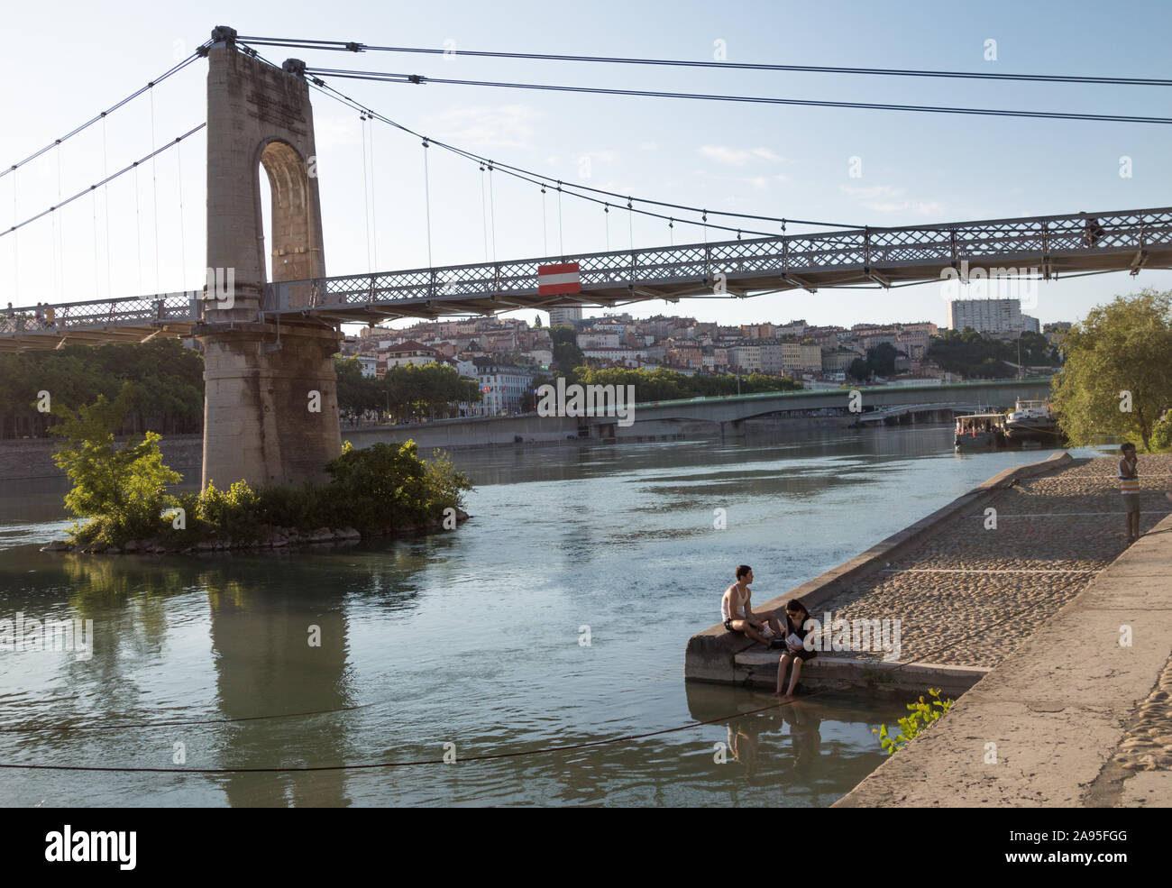 Walk riverbank hi-res stock photography and images - Alamy