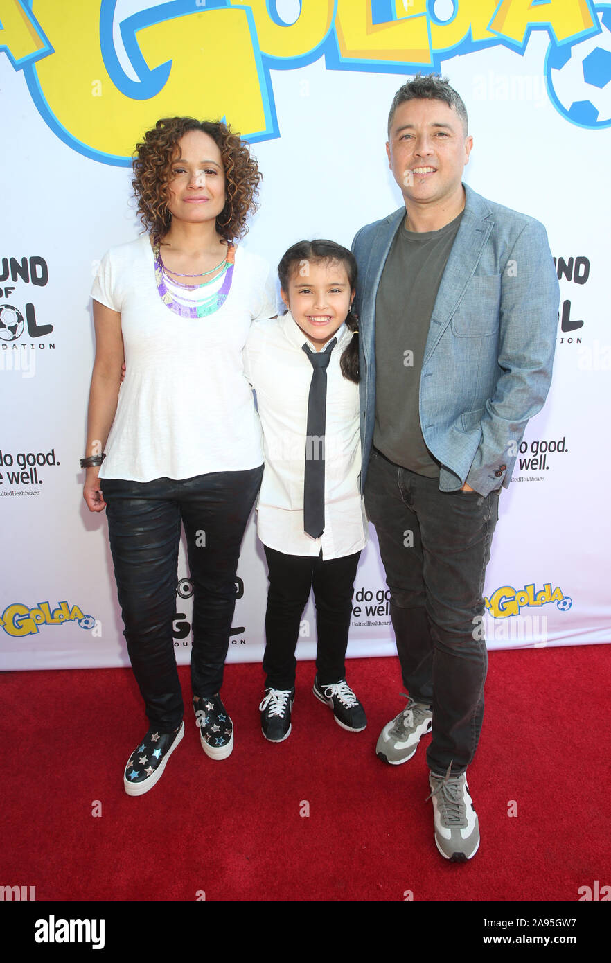 Judy Reyes Siblings