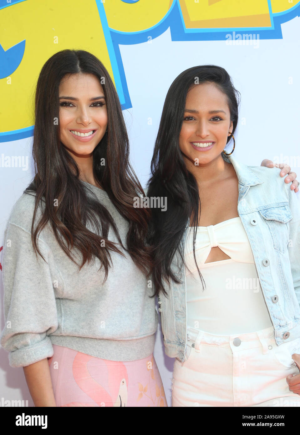 Premiere Of Season 2 Of "LA GOLDA" Featuring: Roselyn Sanchez, Feliz ...