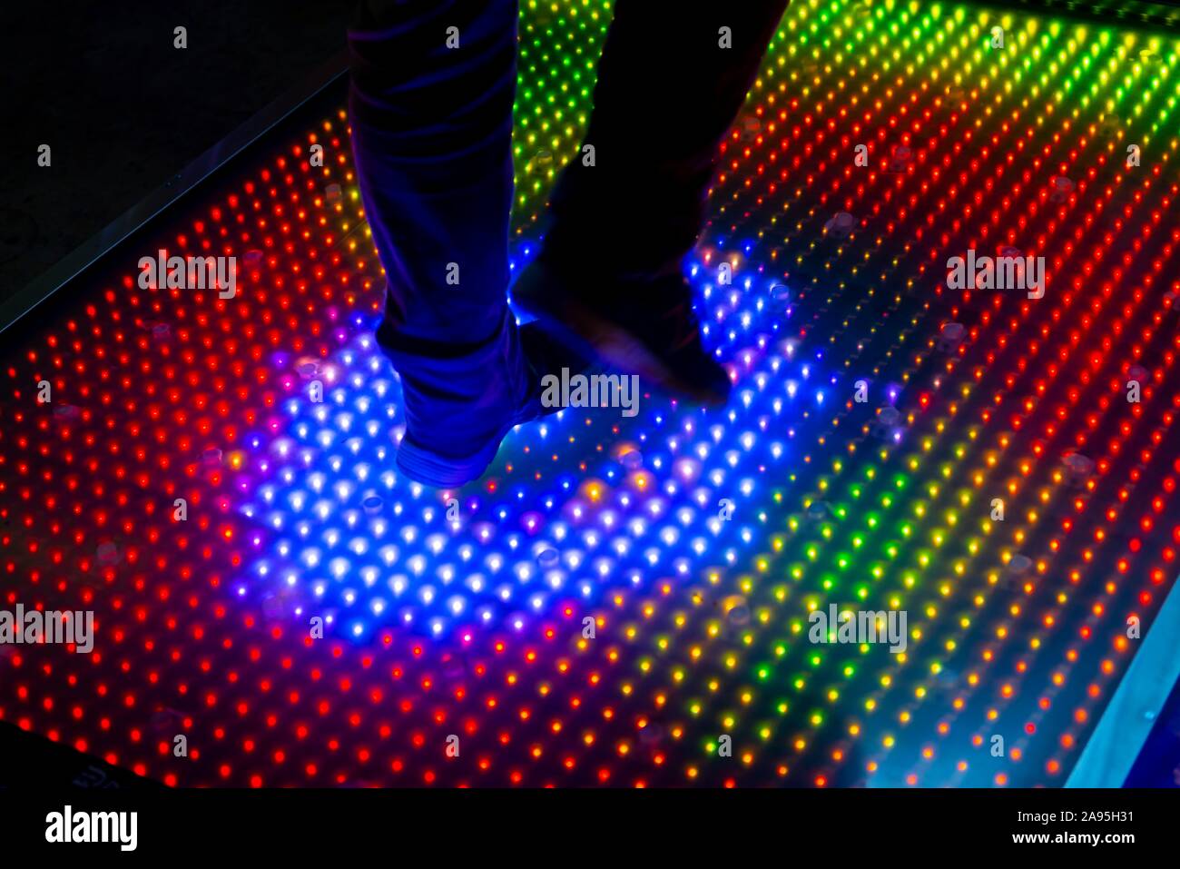 Dance Rush Stardom, Japanese dance game, arcade Anata no Warehouse ...