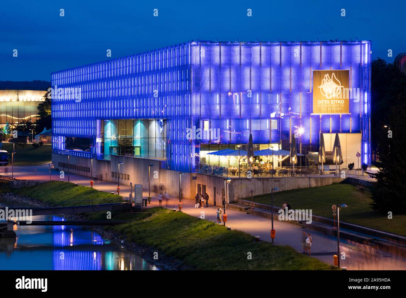 Lentos gallery hi-res stock photography and images - Alamy