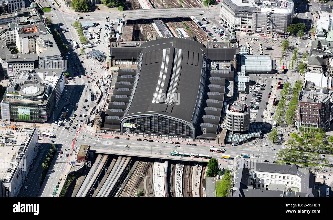 Aerial view, central station, reception building and platform hall ...