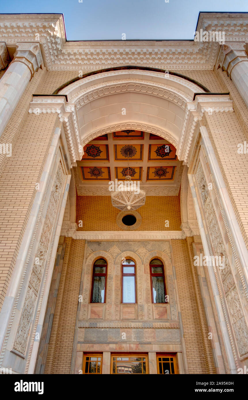 Tashkent Opera, Uzbekistan Stock Photo - Alamy