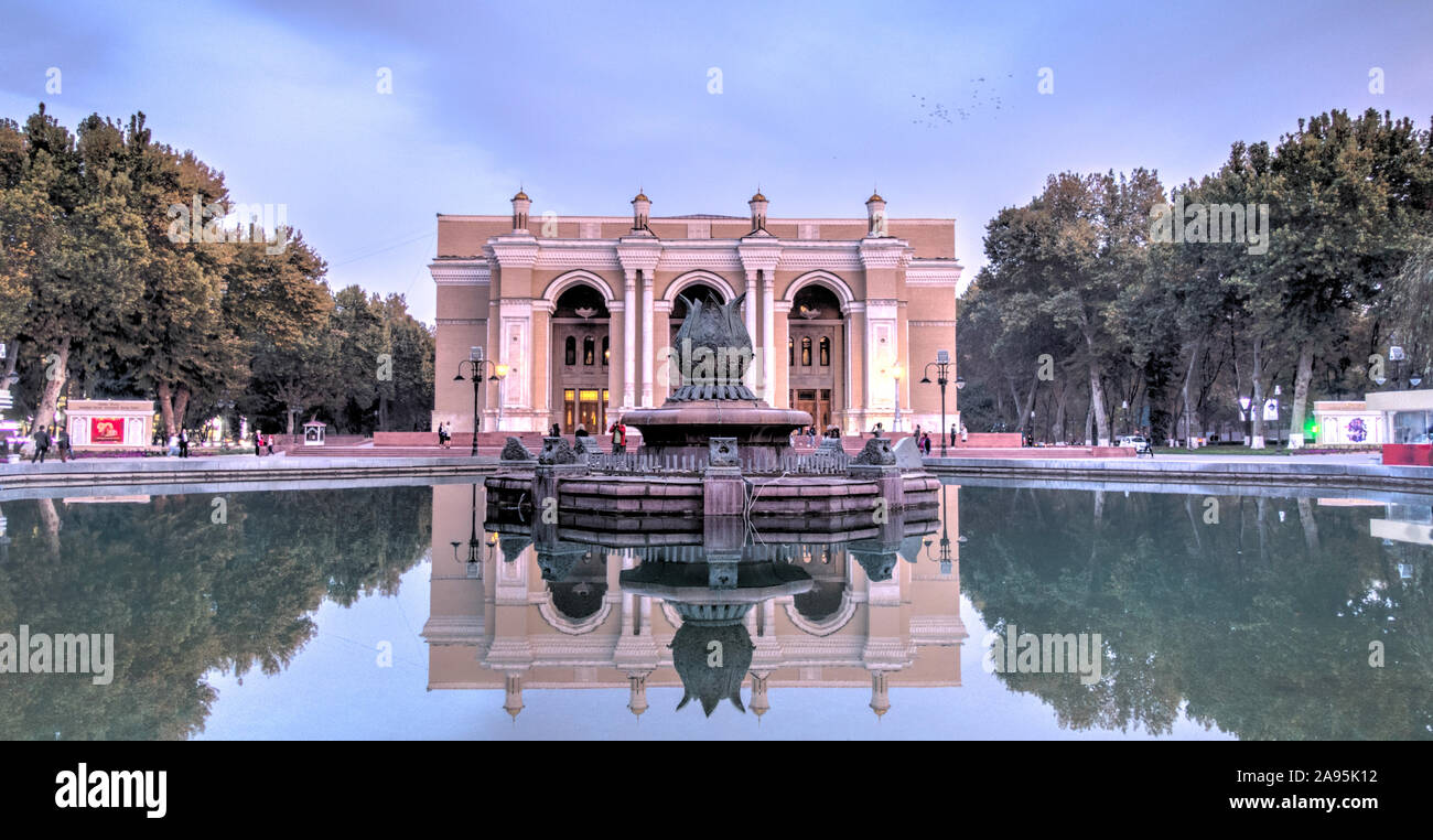 Old city tashkent hi-res stock photography and images - Alamy