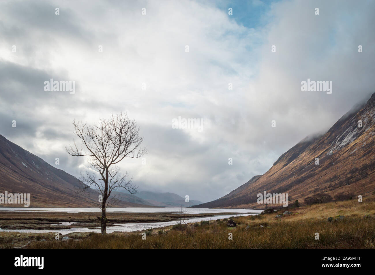 Scottish highlands moody sky hi-res stock photography and images - Alamy