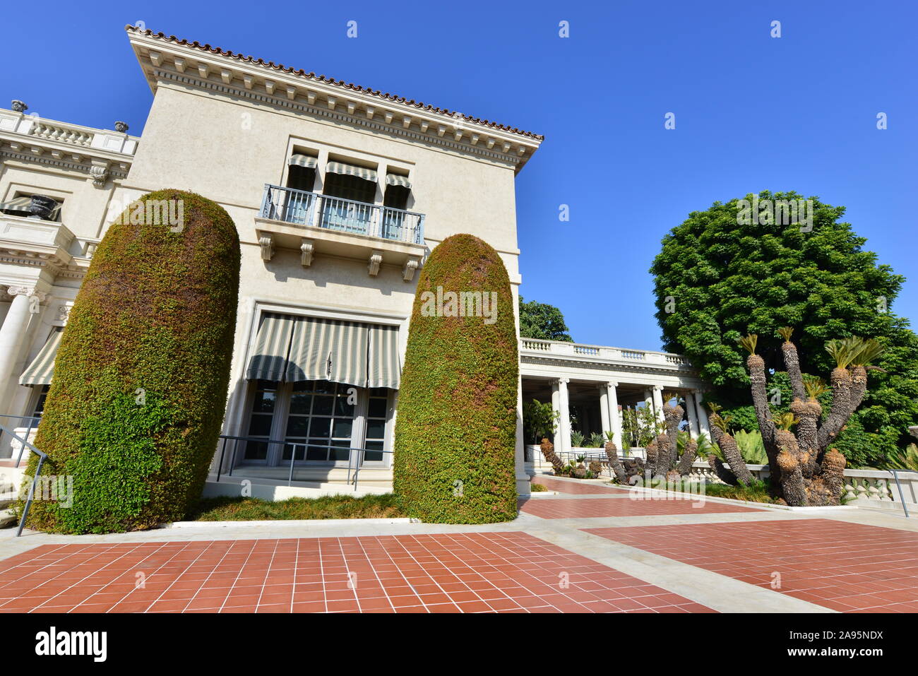 Huntington gallery hi-res stock photography and images - Alamy