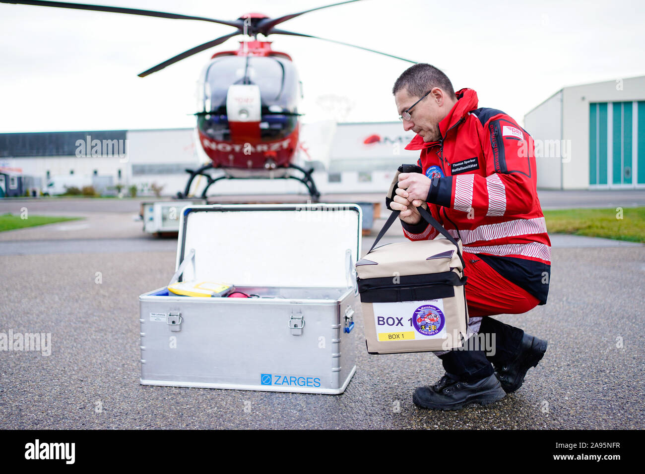 Mannheim, Germany. 13th Nov, 2019. Thomas Sperber, emergency paramedic ...